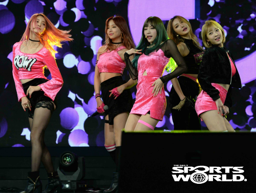 [SW포토] 2015골든글러브,'EXID의 화려한 공연' | 세계일보